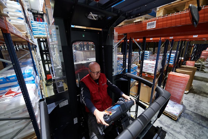 Comment accéder au métier d’agent logistique - Astr'in